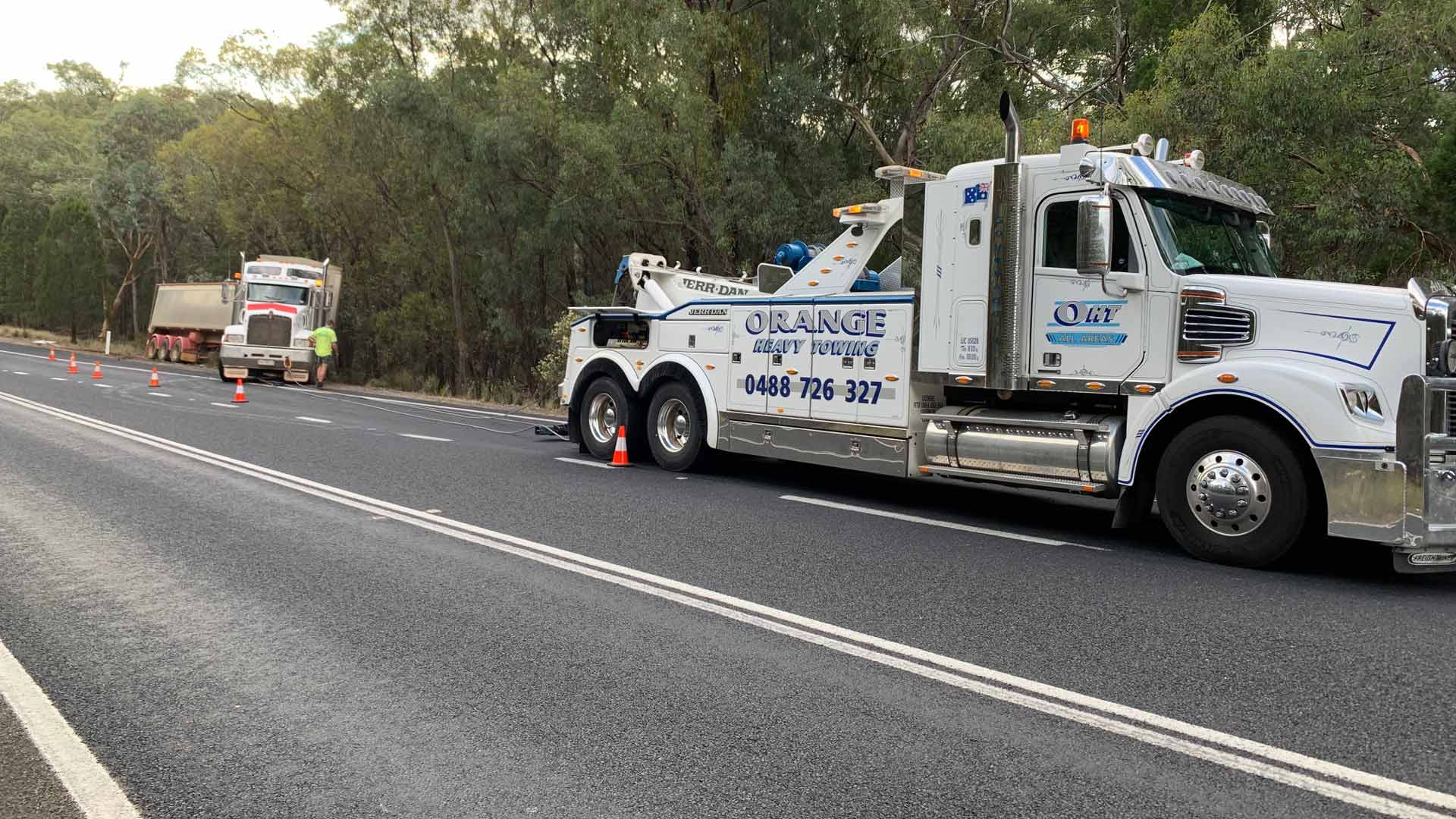 Truck Towing - Towing Service in Orange | Orange Heavy Towing